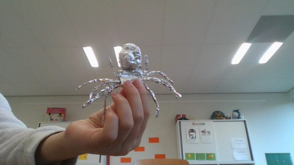 Creatieve opdrachten van de groepen 6,7 & 8! | Basisschool De Regenboog ...